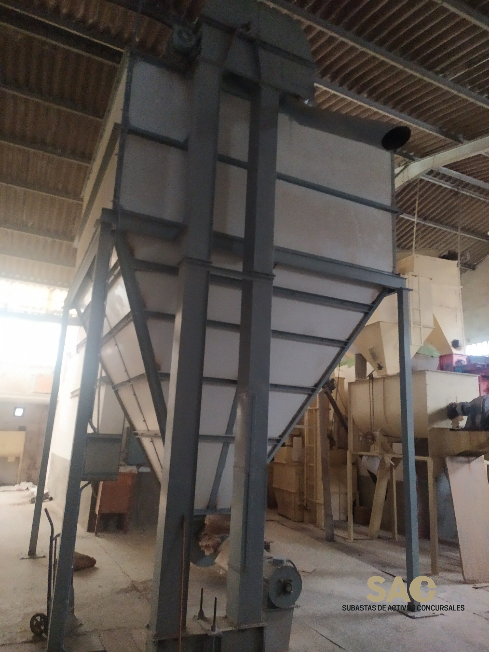 Lote 05 - Silo 15.000 kilos - SAC